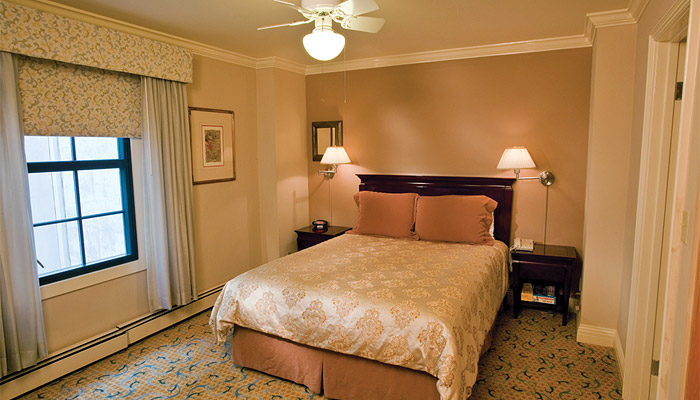 Inn at the Opera, a Shell Vacations Club Resort: Photo and Video Gallery